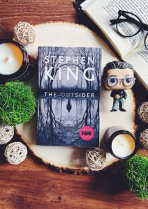 What Are The Elements Of Dark Fantasy?